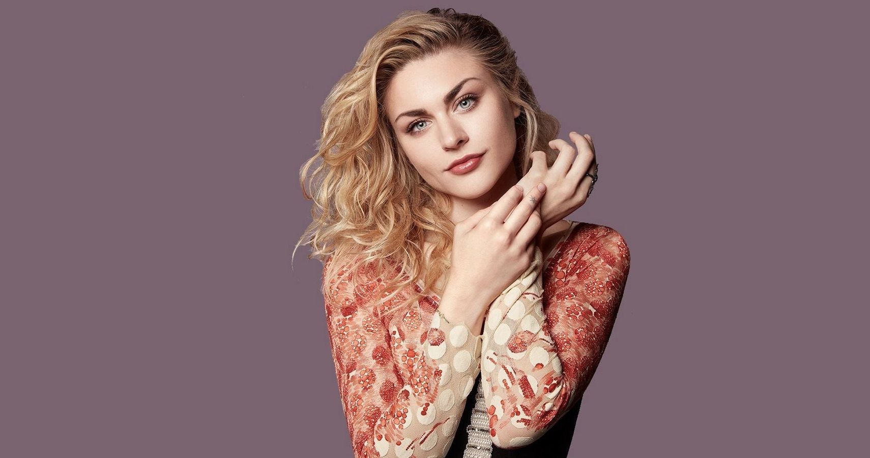 A Peek Inside The Lavish Lifestyle Of Kurt Cobain’s Daughter, Frances ...