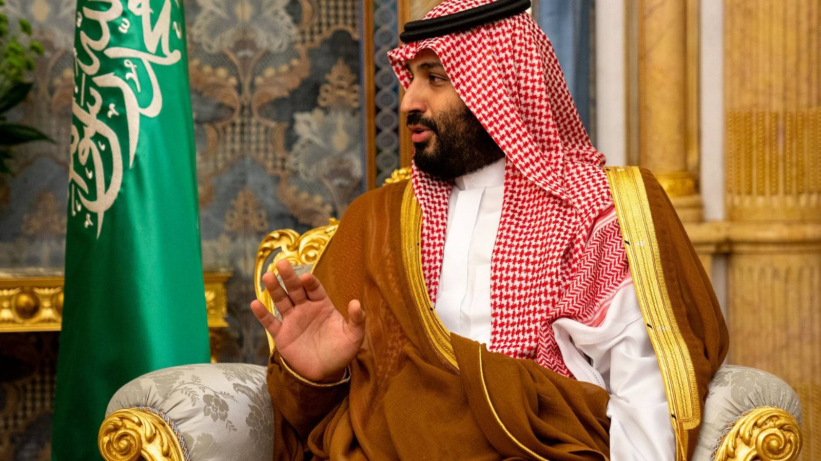 Inside The Lavish Lifestyle Of Saudi Arabia's Crown Prince Mohammed Bin ...