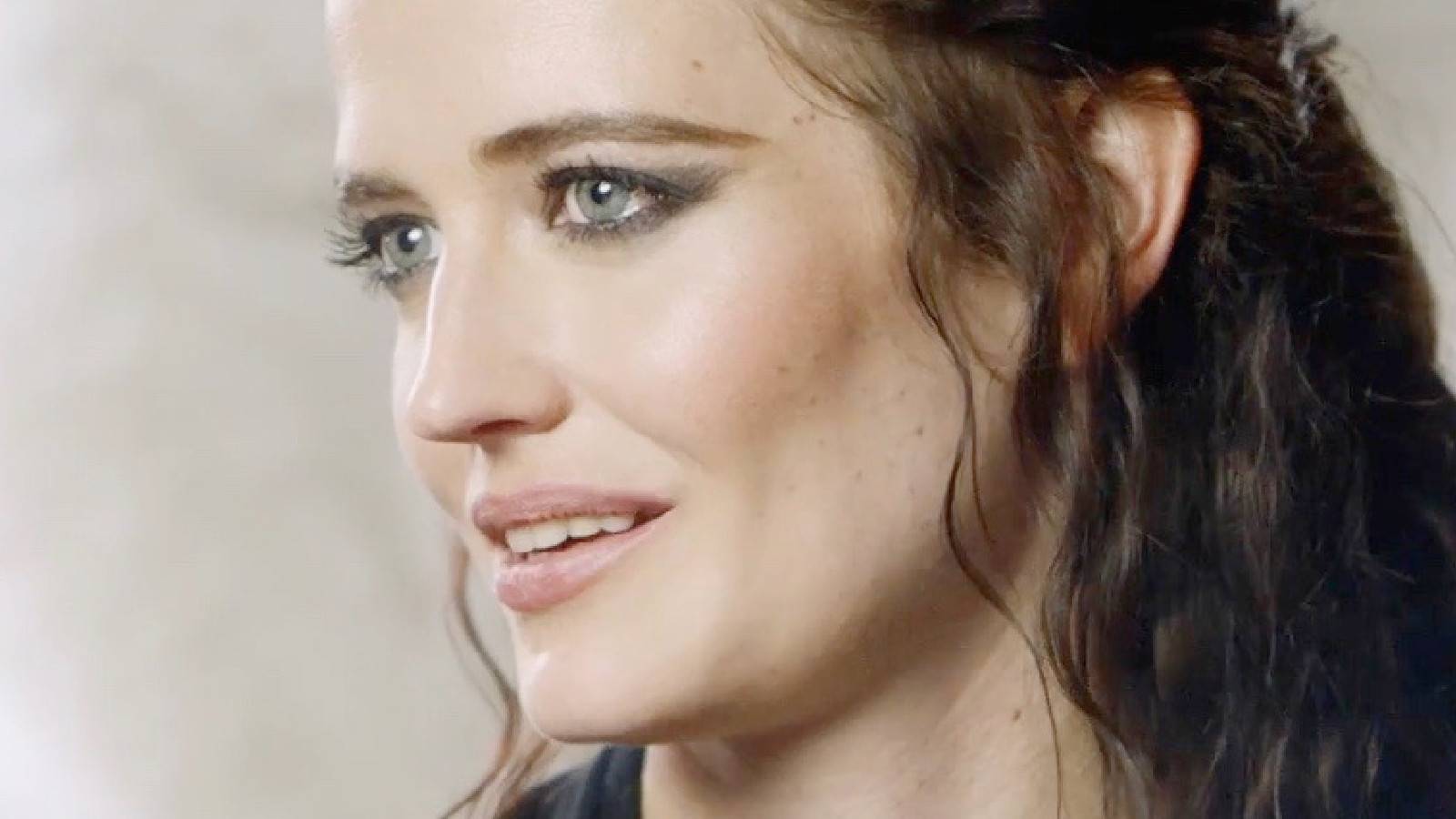 Former Bond Girl Eva Green Wins $1 Million Over Failed Movie 'A Patriot'