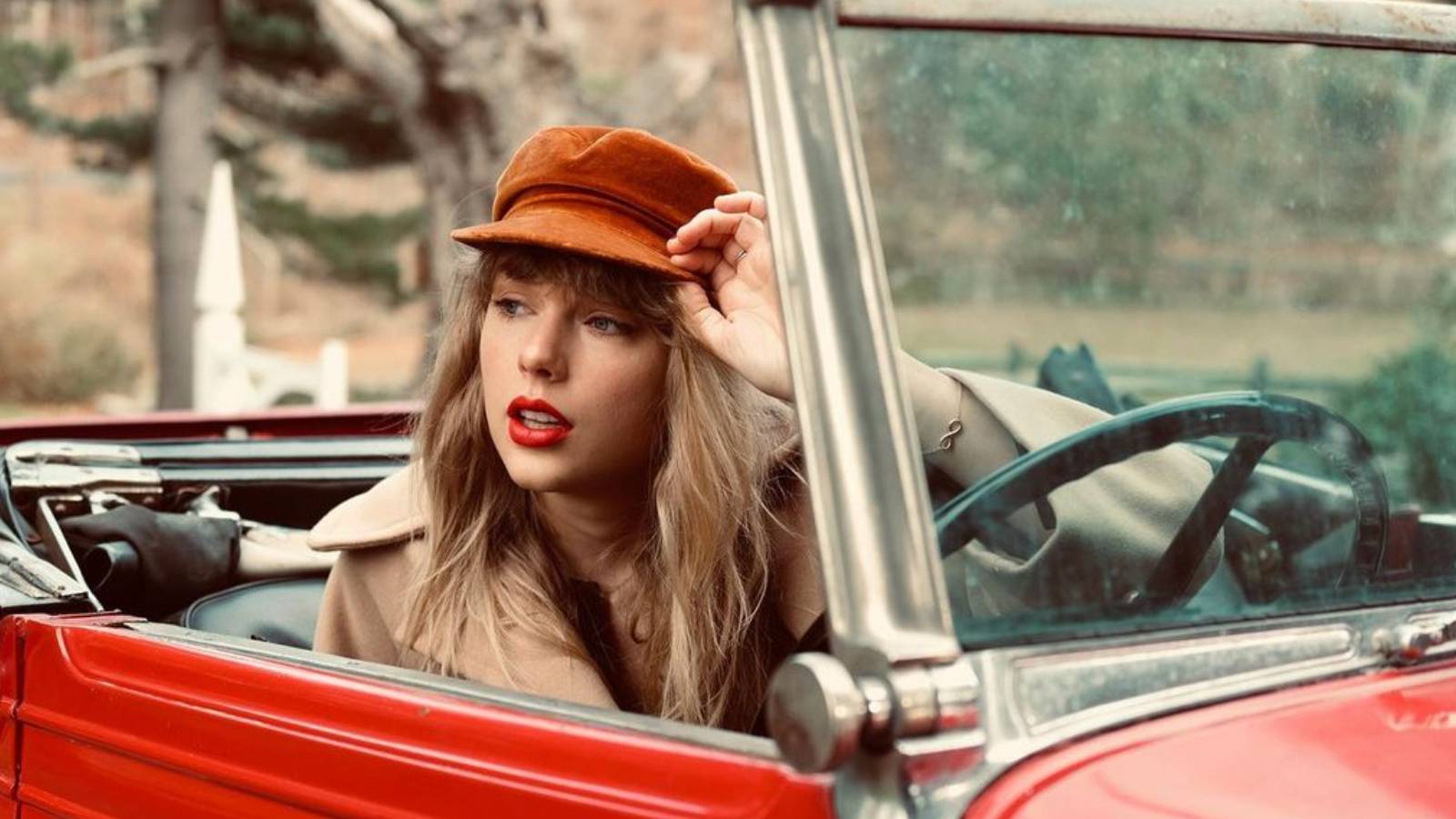 The Taylor Garage: Inside Taylor Swift's Multi-Million Dollar Car ...