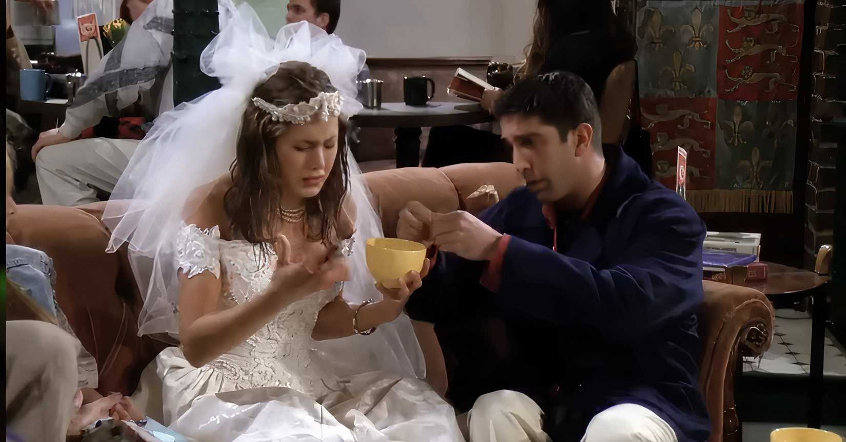 Here's How Much The Friends Cast Made Per Episode
