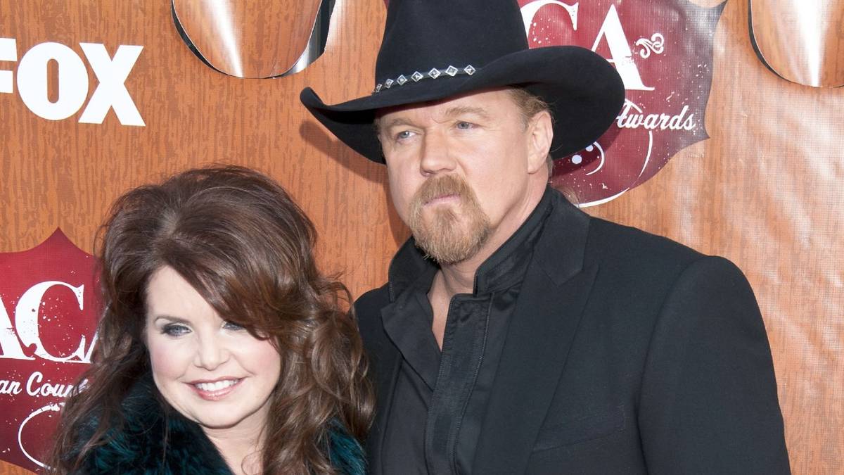 Trace Adkins Wins $1 Million After 10-Year Divorce Concludes