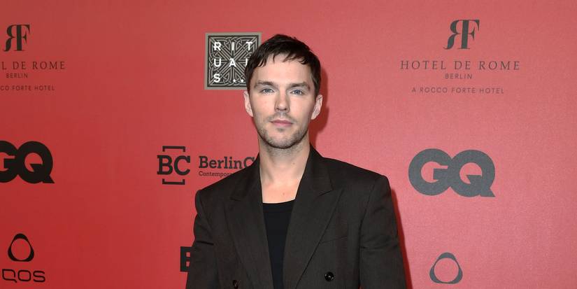 You Can Now Buy Nicholas Hoult’s Midcentury Home For $2.85M