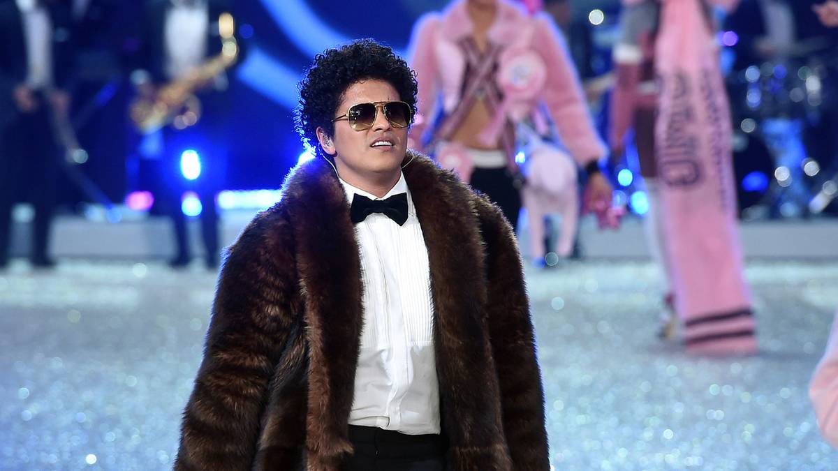 Bruno Mars’ Net Worth Is 24K Magic In The Bank