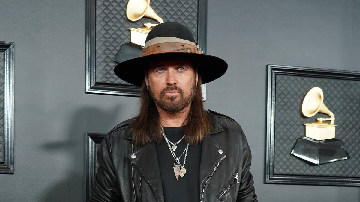 Billy Ray Cyrus Reveals Near-Fatal Sepsis Battle Left Him With Vocal ...