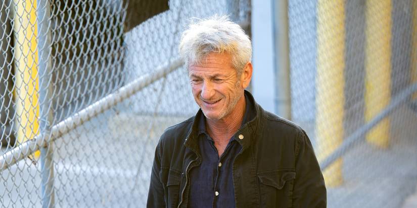 Sean Penn Calls Fan Selfies A Soul-Sucker